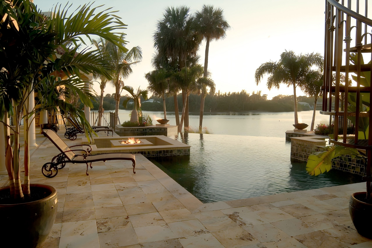 Restore Your Pool's Clarity: Solutions and Additives for Cloudy Water ...